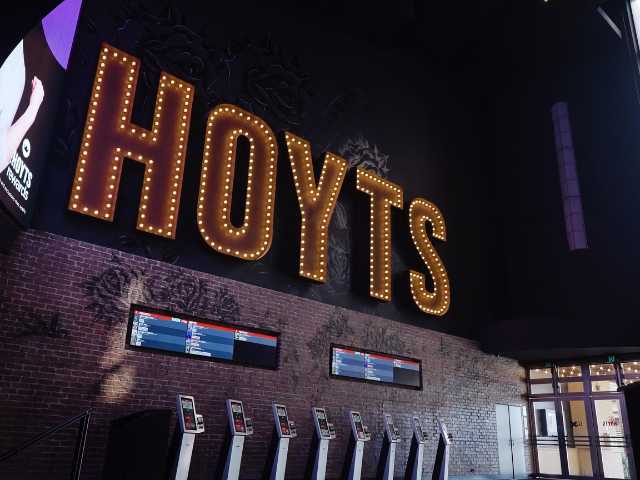 Revolutionising cinematic experiences with SD-WAN: The HOYTS Story