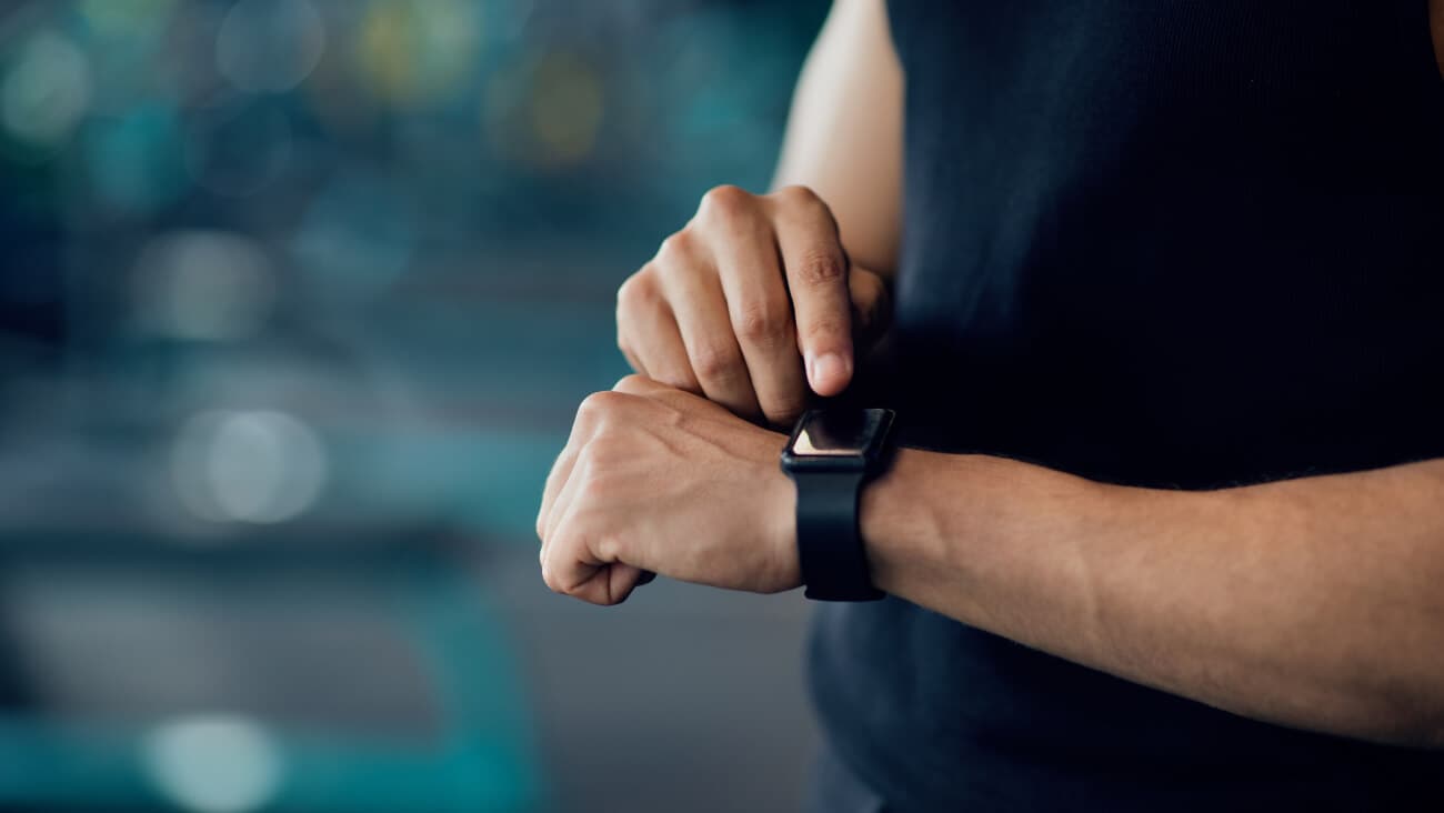 How to take calls on your smart watch | Optus